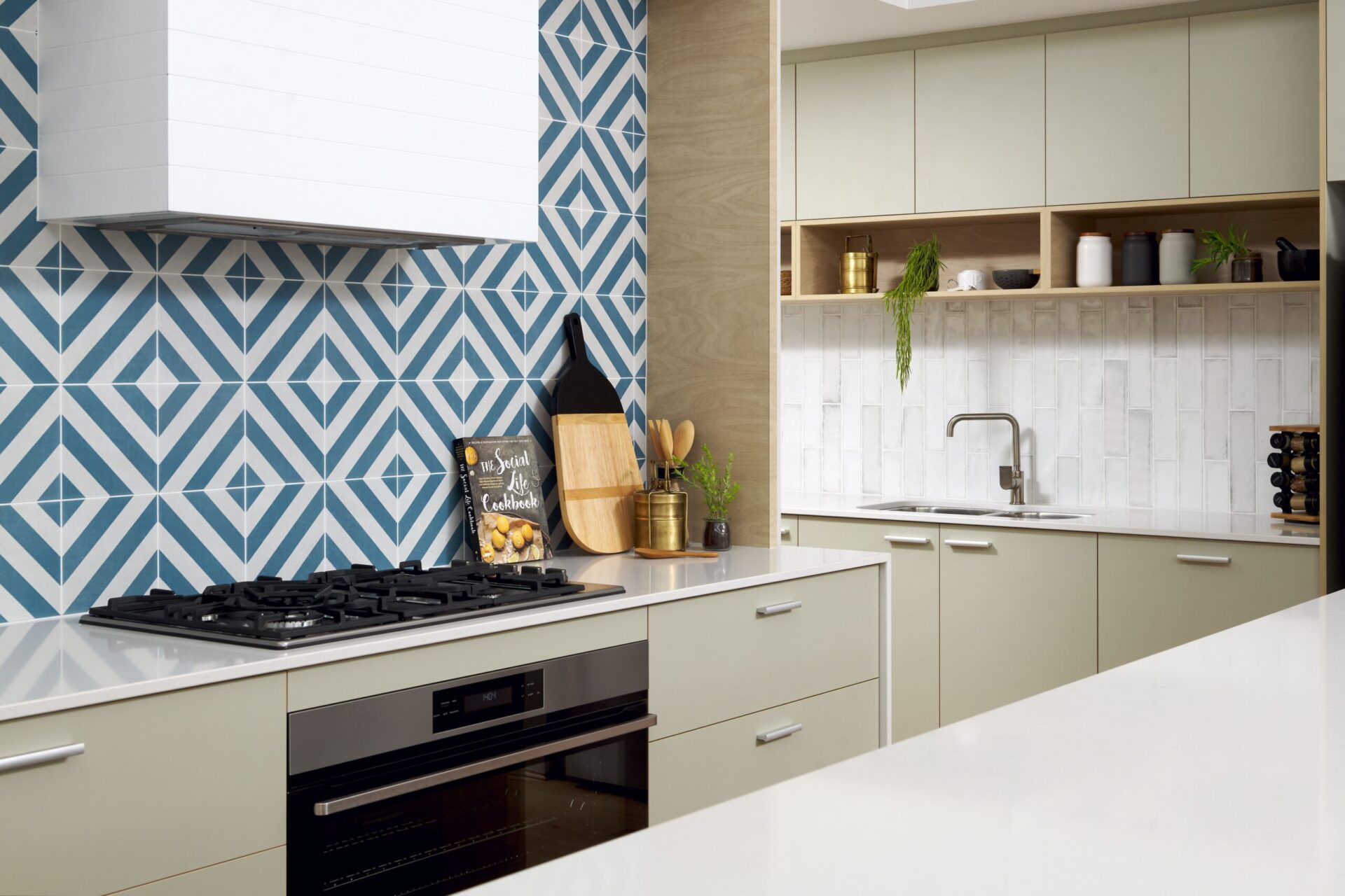 Now trending: Tiled kitchen splashbacks | WA Country Builders