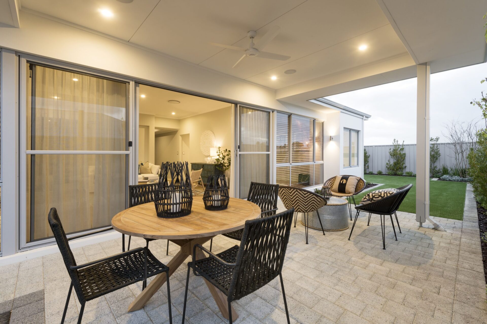 Tips to host the perfect garden party | WA Country Builders